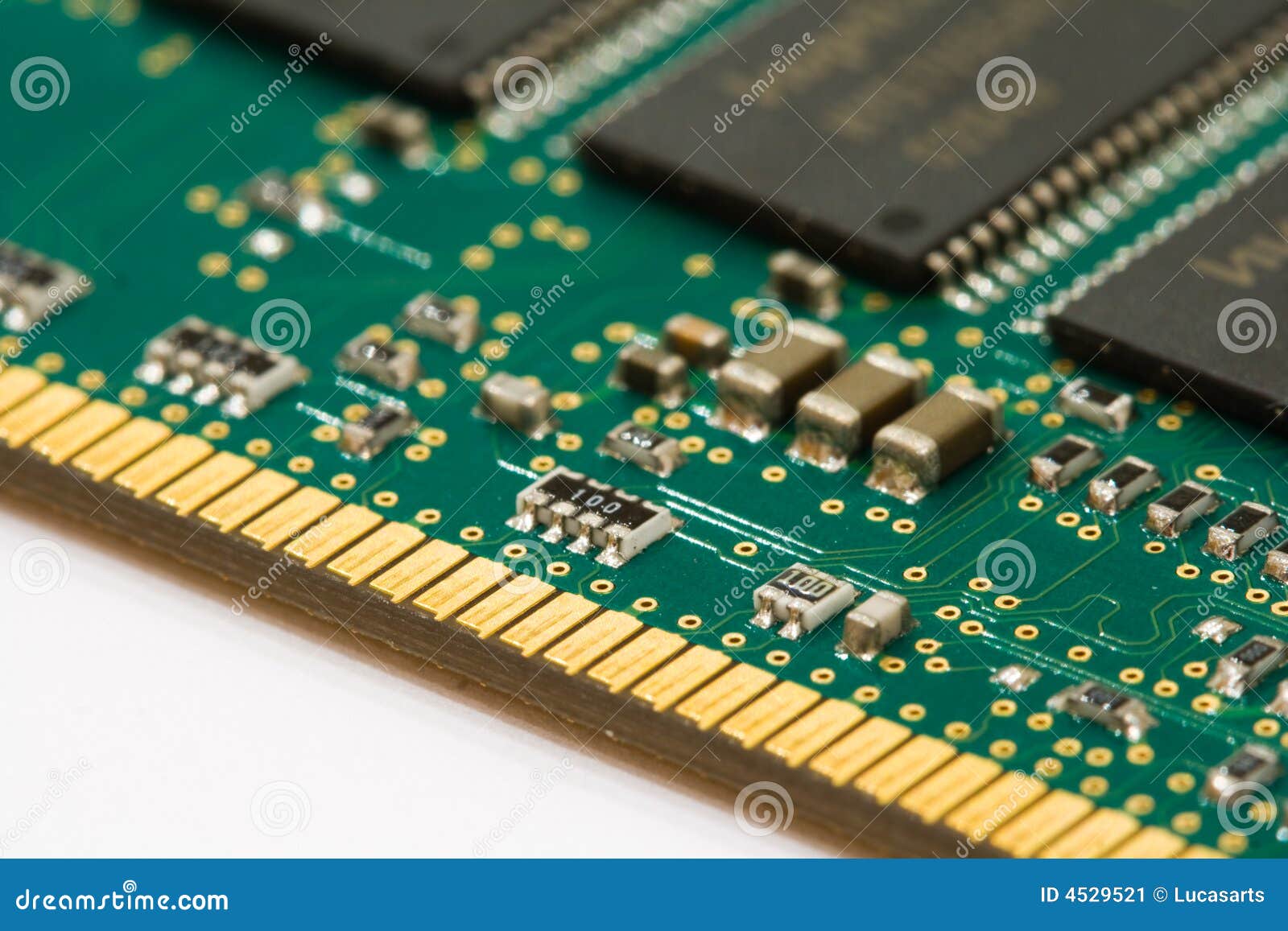 Speicher RAM-Modul stockbild. Bild von verbinder, rand - 4529521