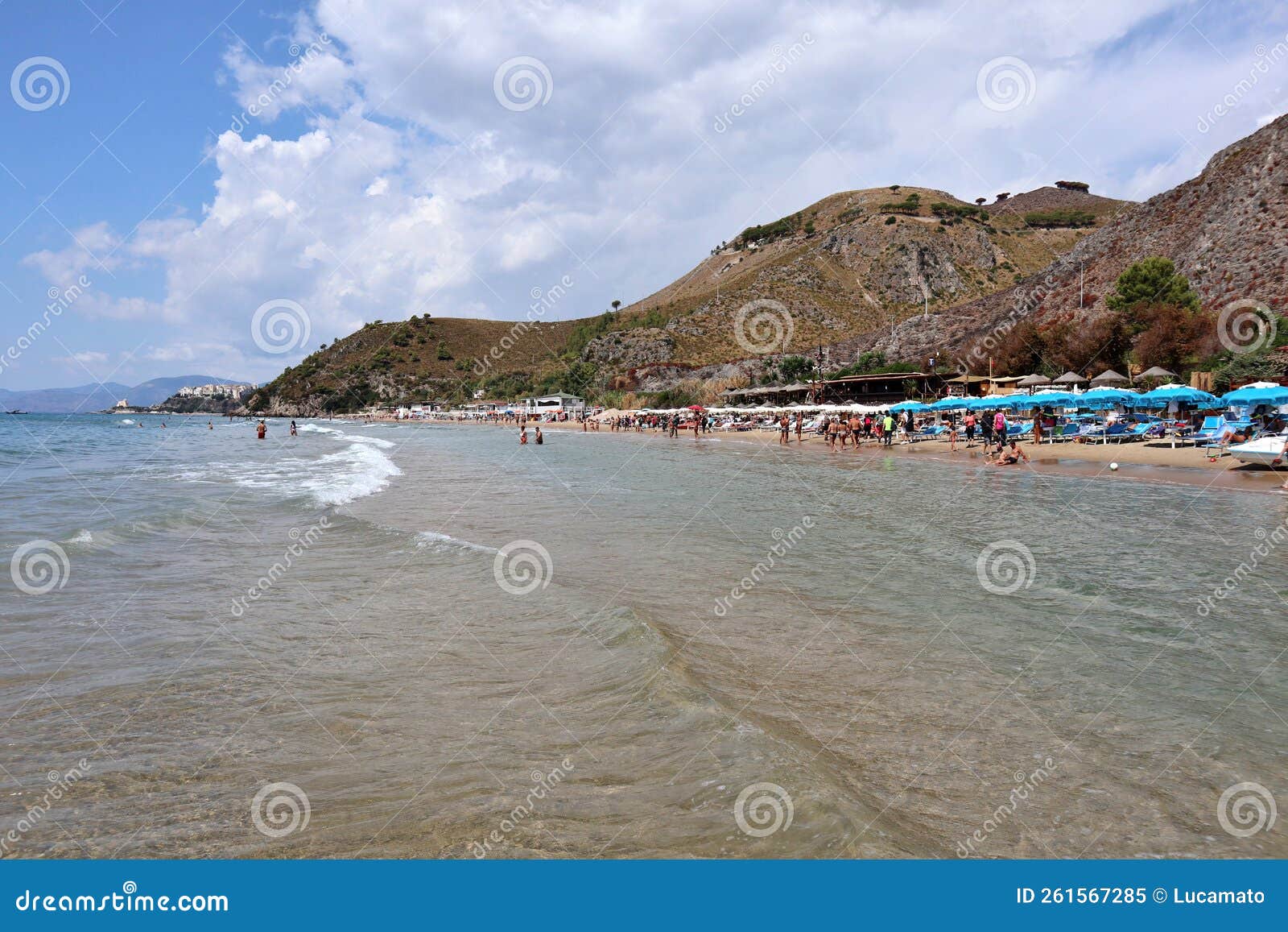 Sperlonga - Spiaggia Delle Sirene Dal Mare Editorial Image - Image of ...