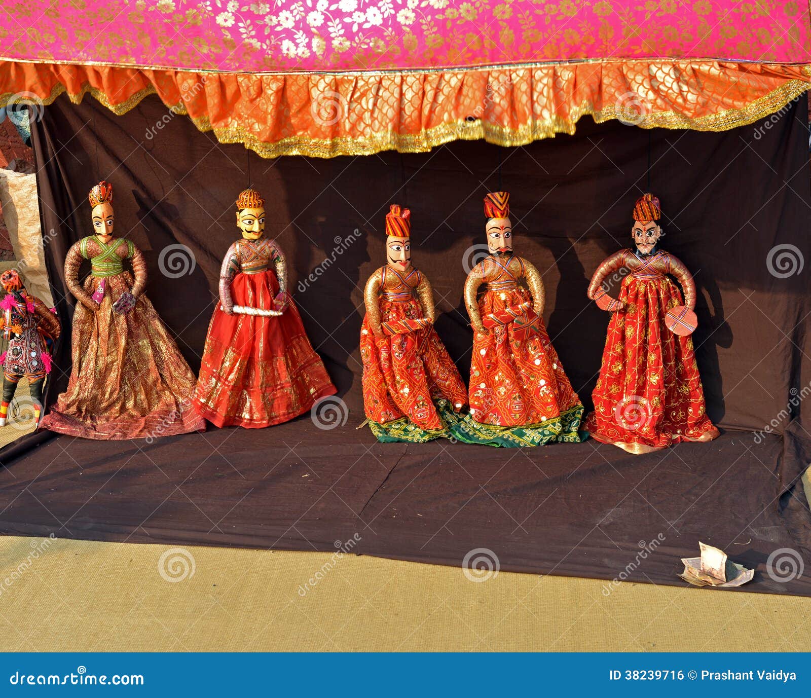 Spettacolo di burattini fotografia stock. Immagine di intrattenga ...