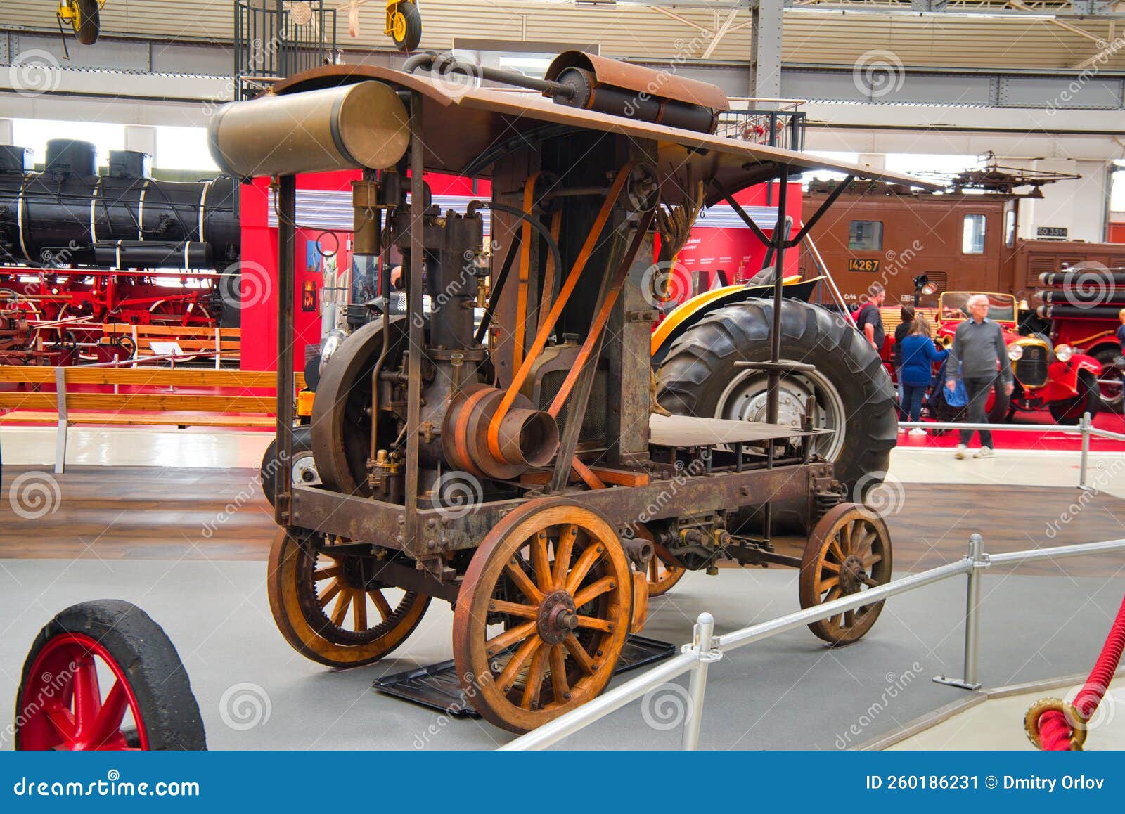 SPEYER, GERMANY - OCTOBER 2022: Antique Steam Machine Retro Car in the ...