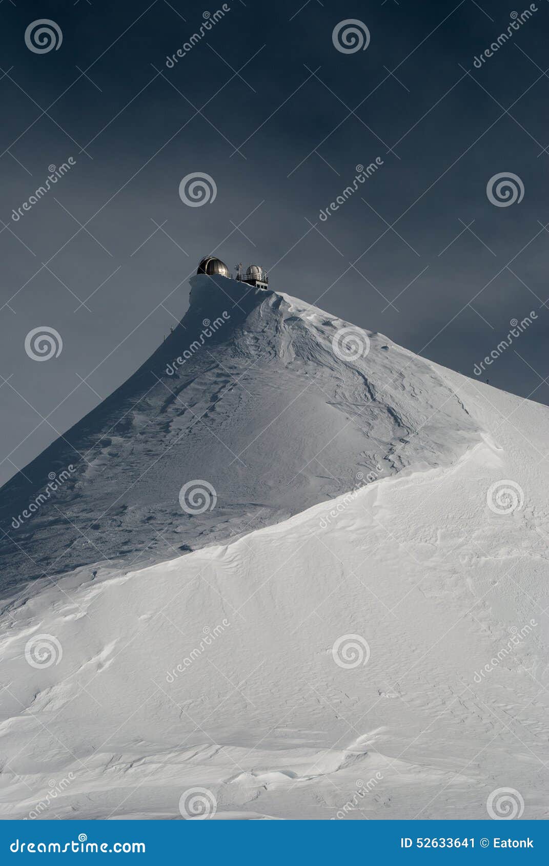 The Sphinx at the Jungfraujoch Editorial Photo - Image of beauty, dark ...
