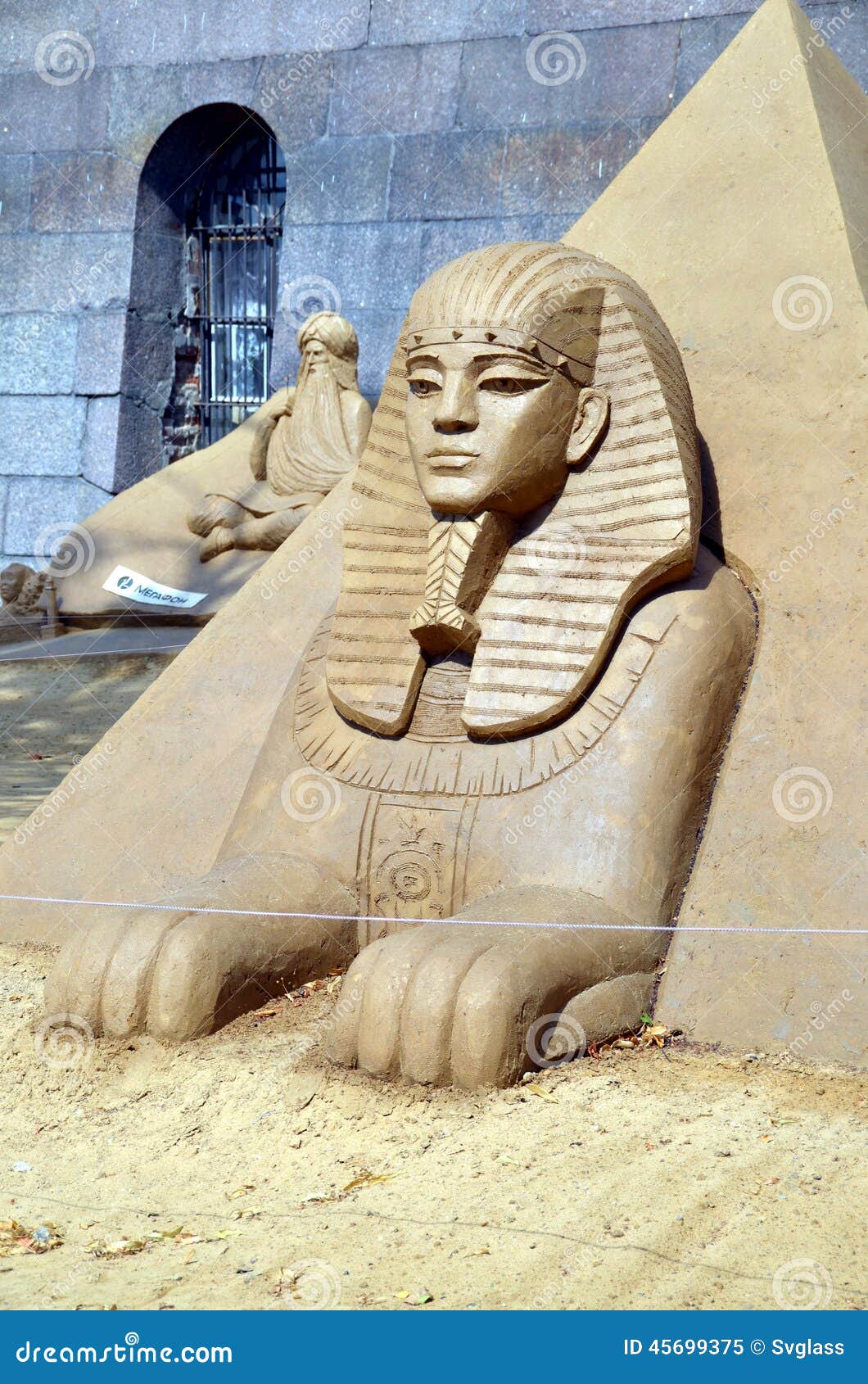 Sphinx Sandskulptur redaktionelles bild. Bild von sphinx - 45699375