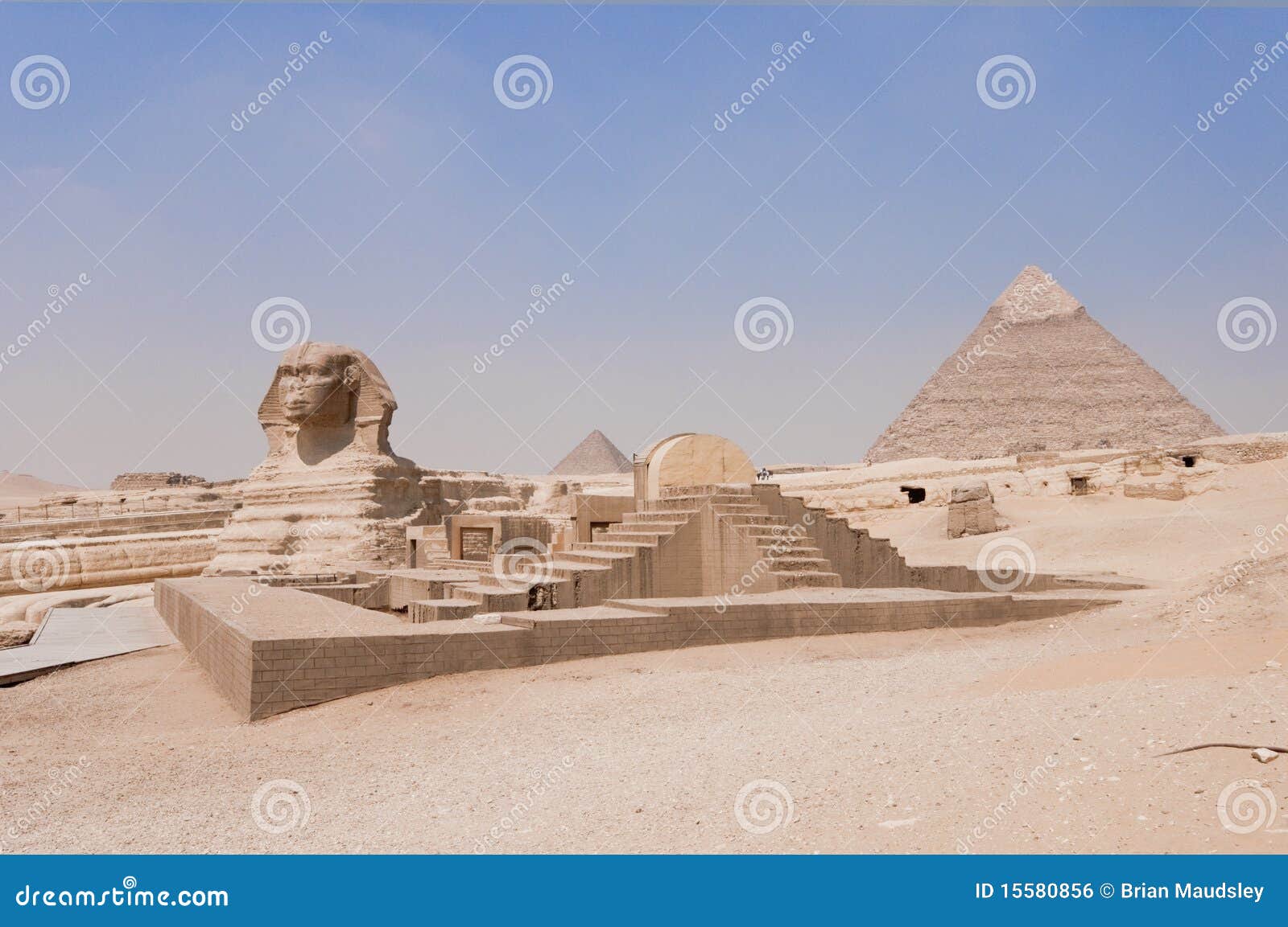 Sphinx-Tempel, Die Sphinx Und Die Pyramide Von Khafr Stockfoto - Bild ...