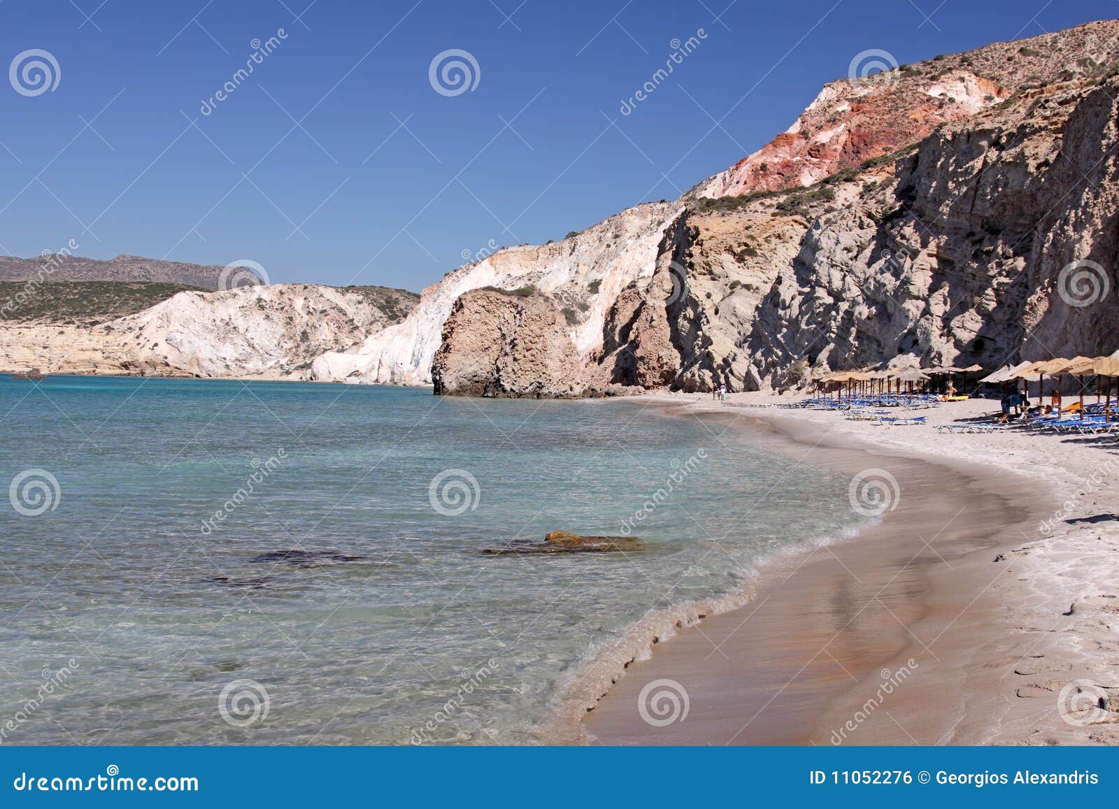 Spiaggia Dell'isola Dei Milos Fotografia Stock - Immagine di sabbia ...
