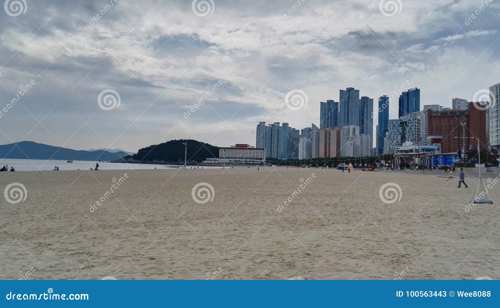 Spiaggia Di Haeundae a Busan, Corea Del Sud Fotografia Stock Editoriale ...