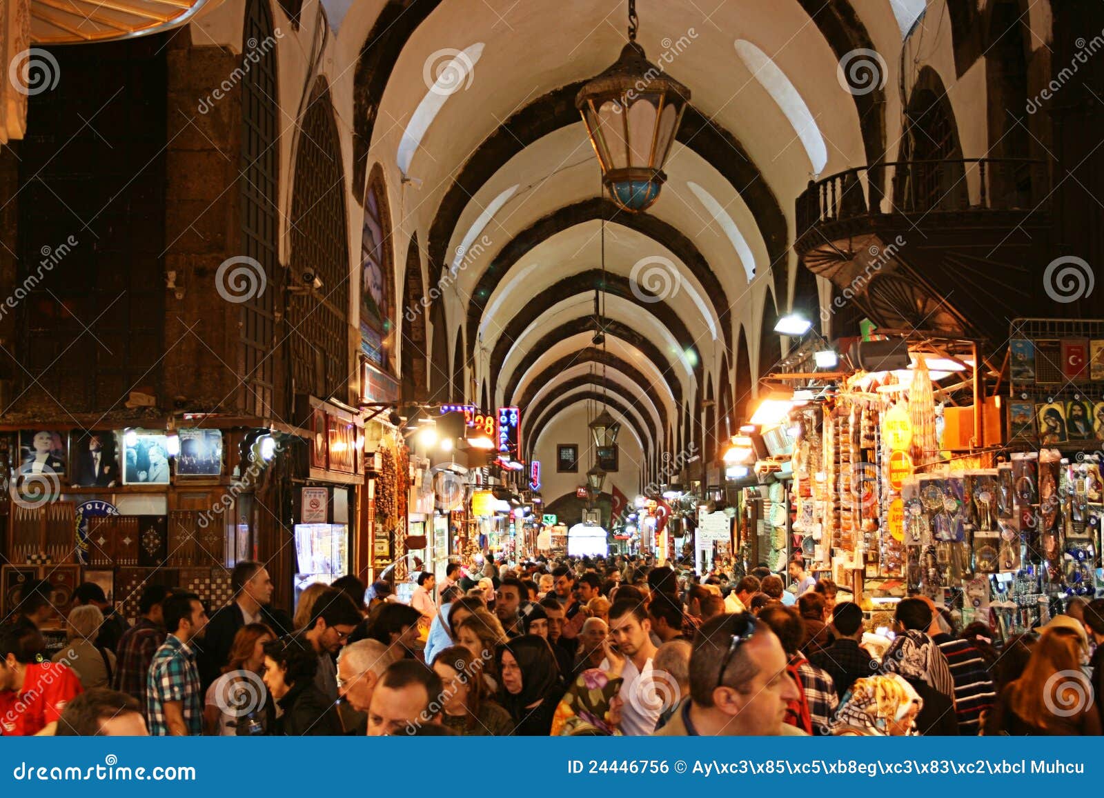 Spice Bazaar editorial photo. Image of life, east, istanbul - 24446756