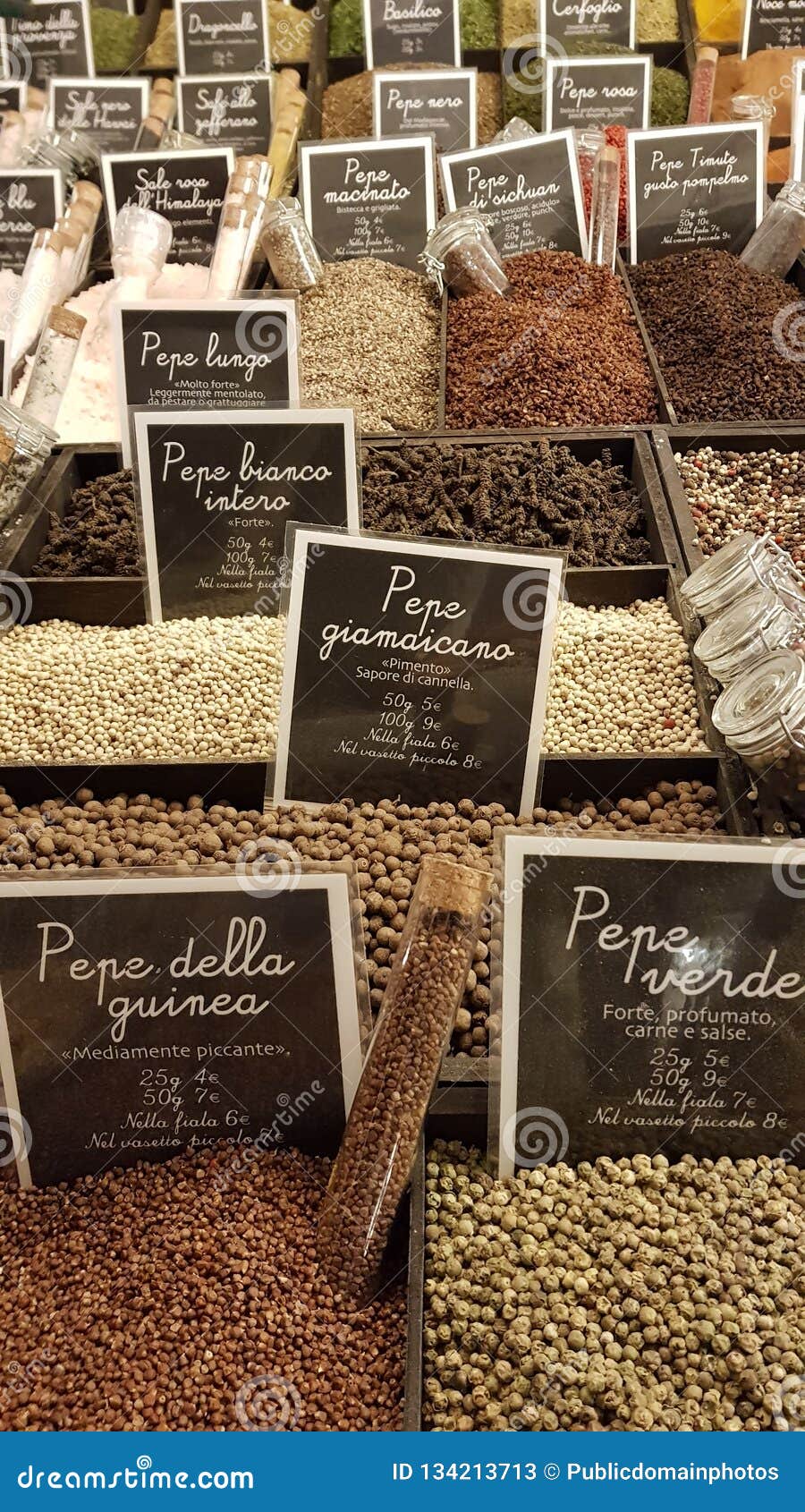 Spice, Commodity, Ingredient, Whole Food Picture. Image: 134213713