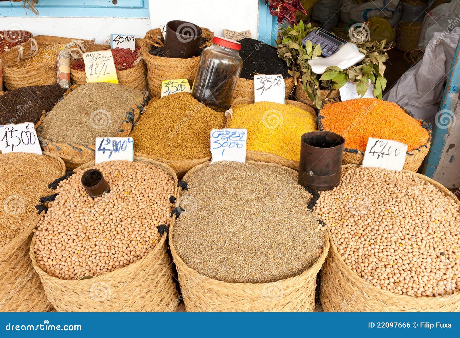 Spice market stock photo. Image of leaves, business, paprika - 22097666