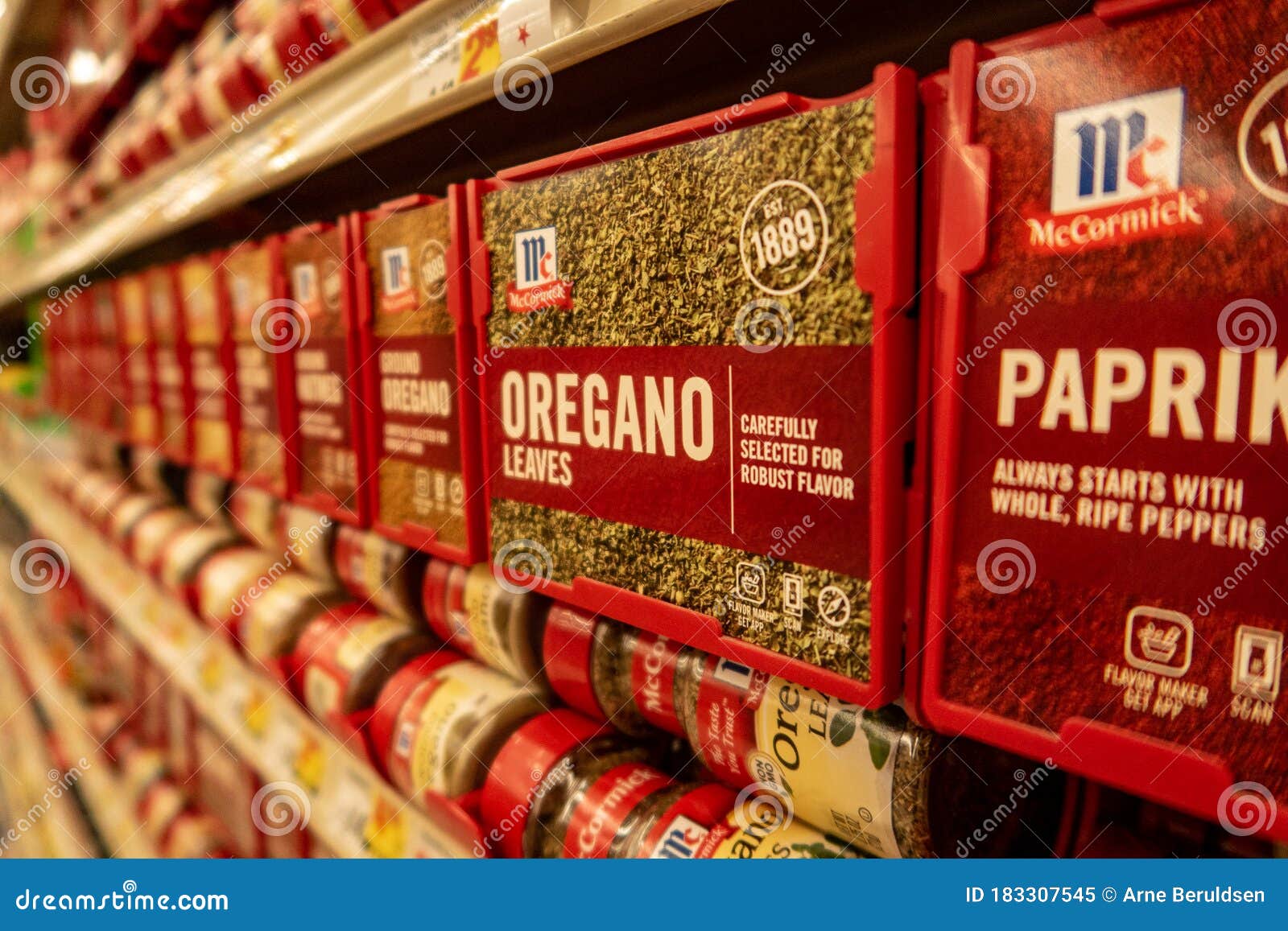 Spice Section at a Grocery Store Editorial Image - Image of shopping ...