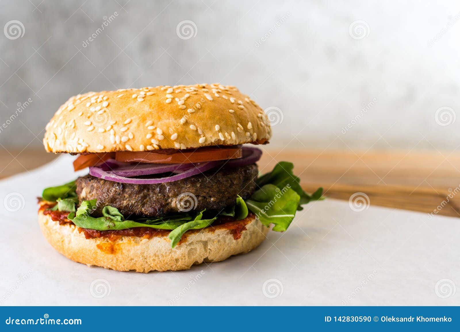 974 Burger Gray Wooden Background Stock Photos - Free & Royalty-Free ...