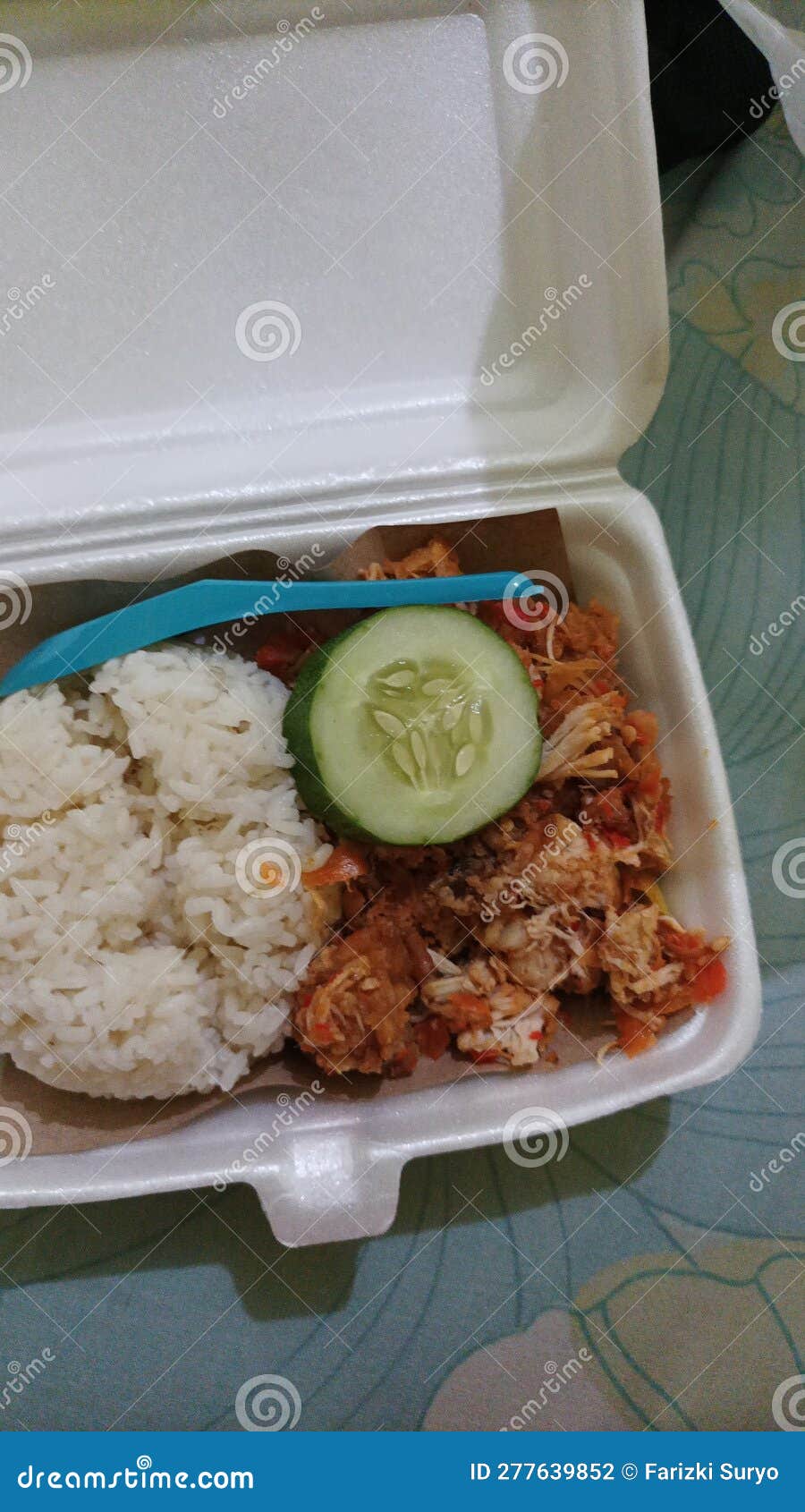 Spicy chicken geprek stock photo. Image of geprek, covered - 277639852