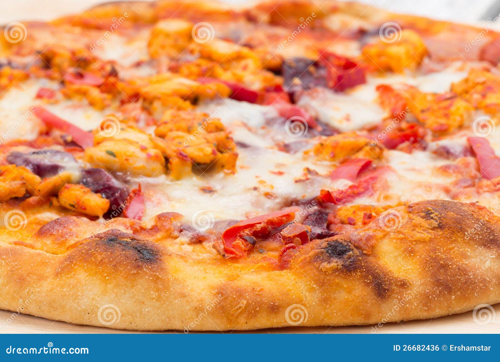 Spicy chicken pizza stock photo. Image of freshness, sauce - 26682436