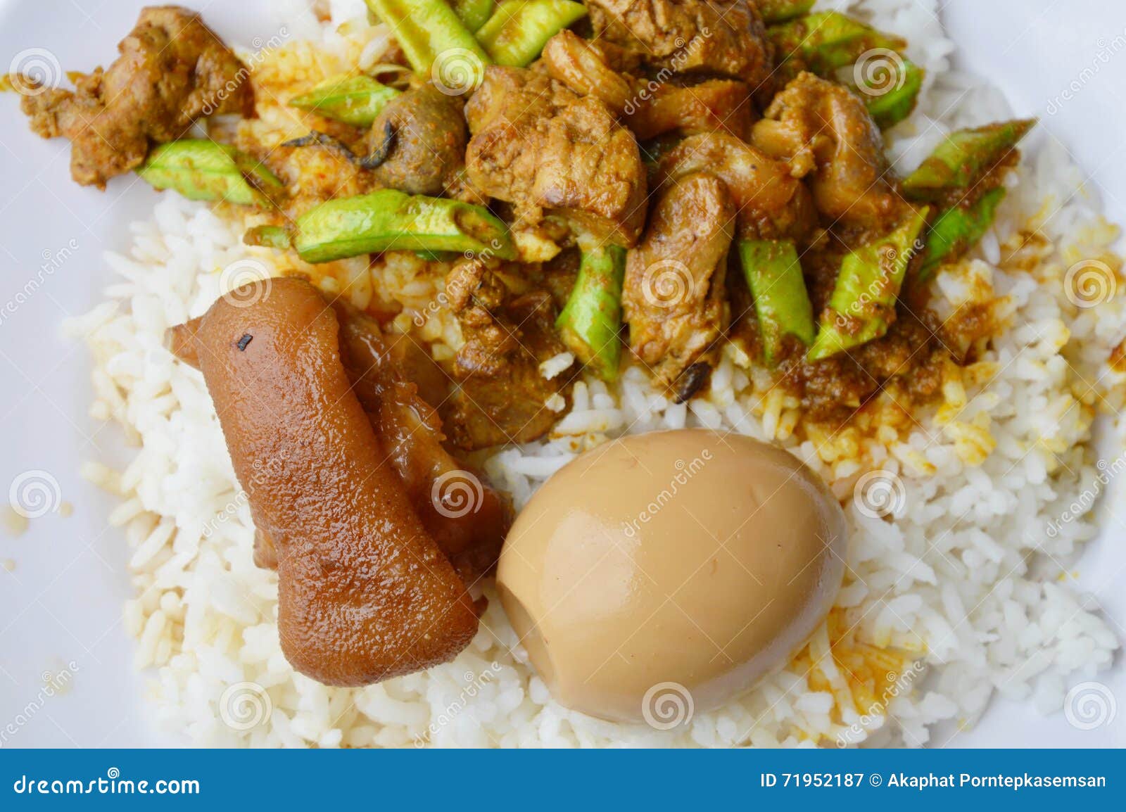 Spicy Stir Fried Curry Chicken Entrails and Sweet Boiled Brown Egg on ...