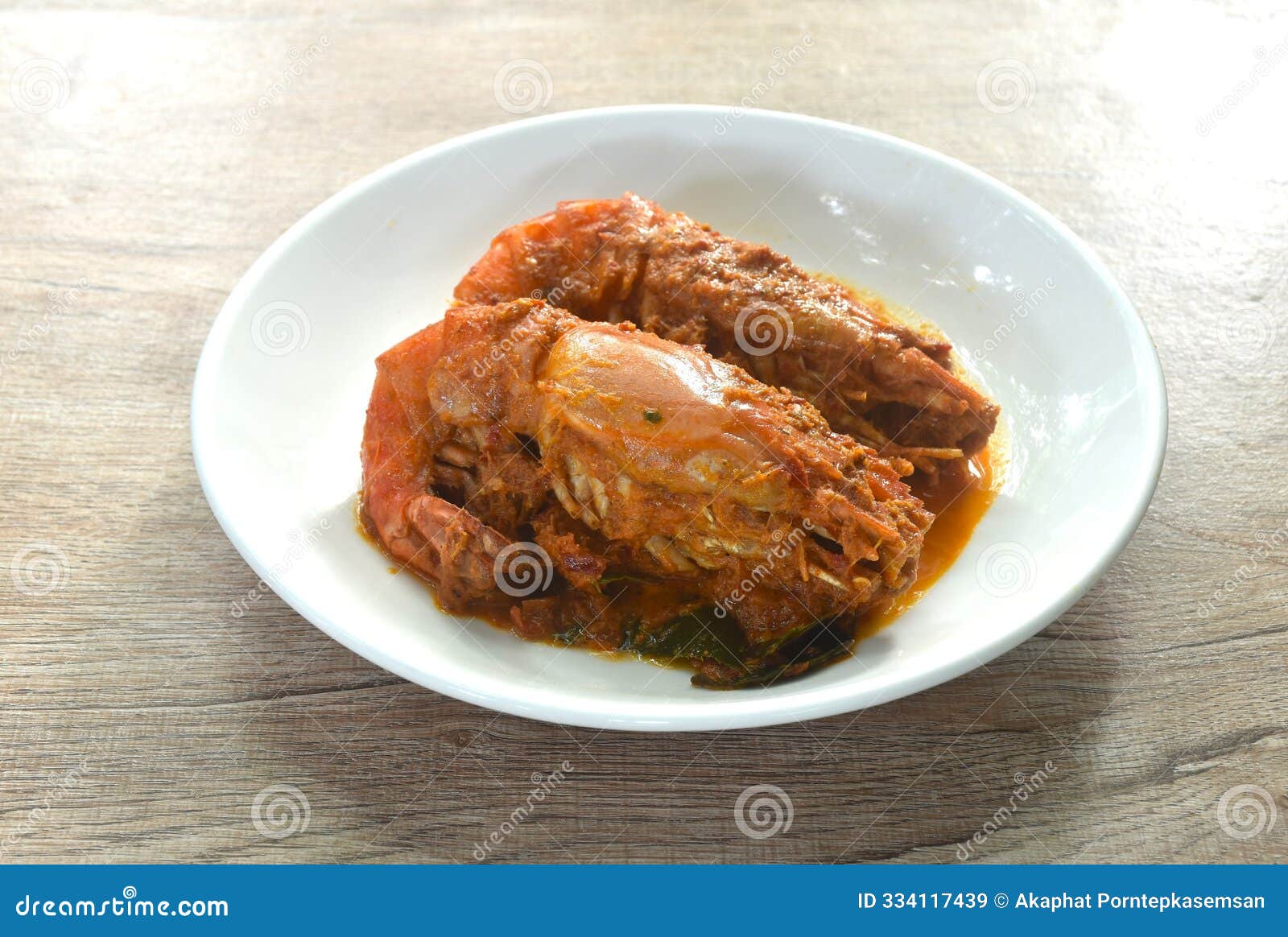 Spicy Stir Fried River Shrimp with Slice Grass Leaf Curry on Plate ...
