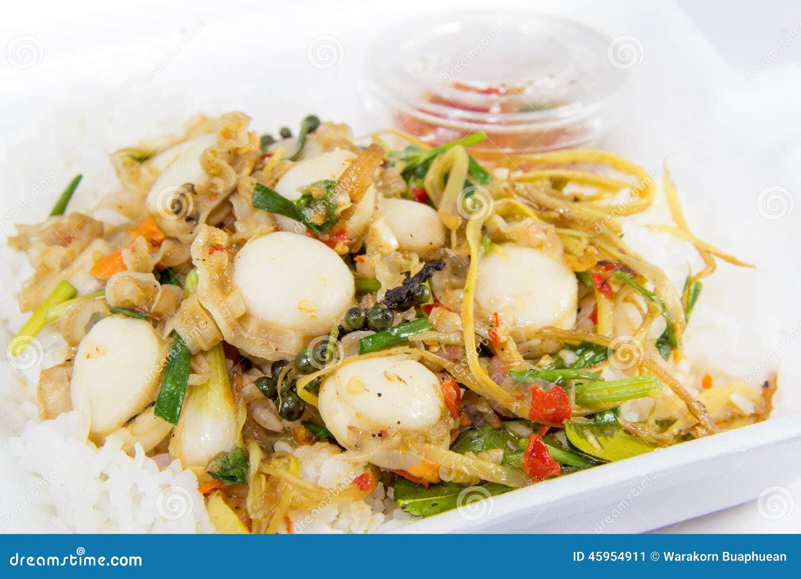 Spicy Stir Fried Scallops with Rice in a Box Stock Image - Image of ...