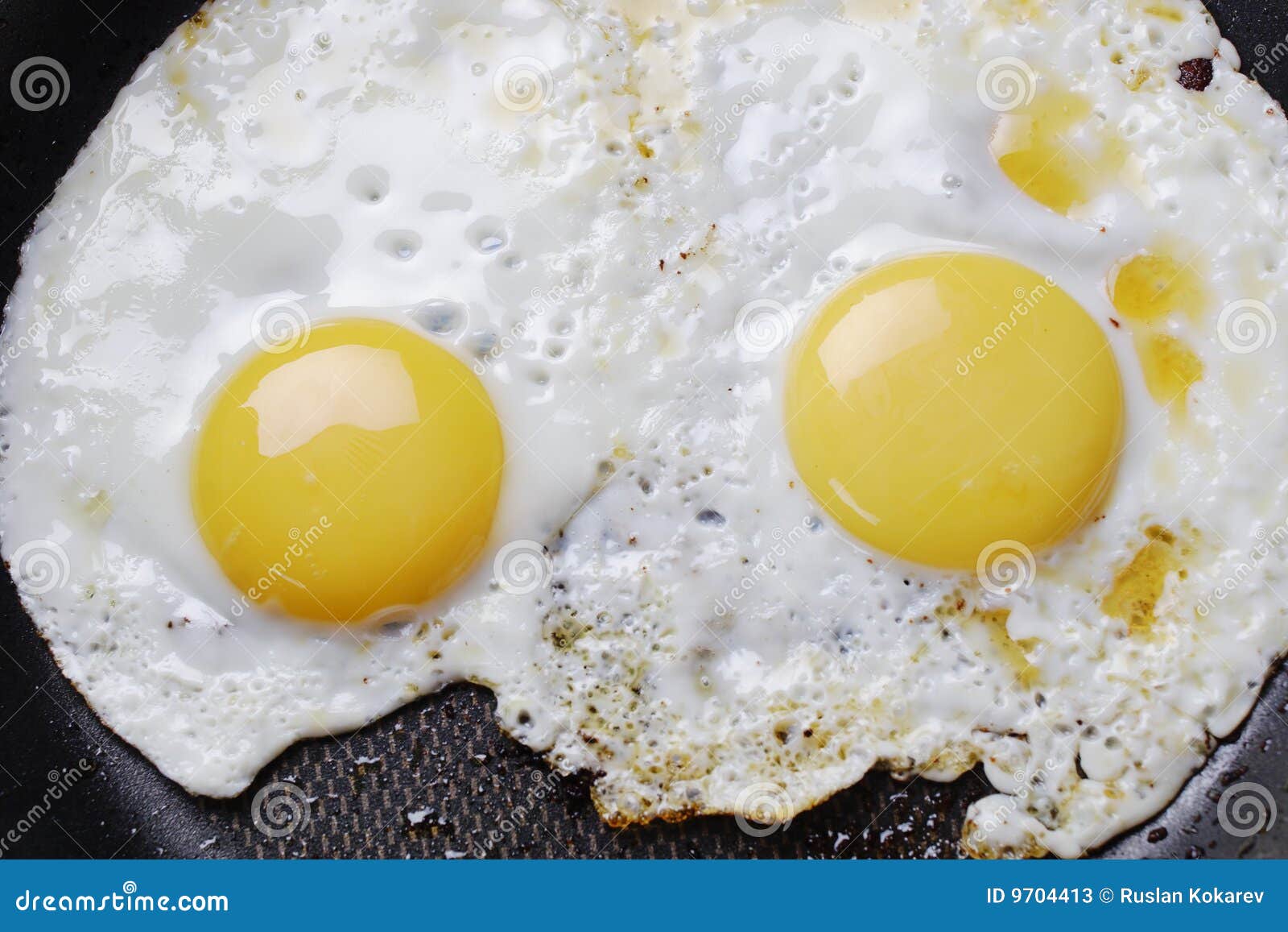 Spiegeleier. stockbild. Bild von henne, protein, eier - 9704413
