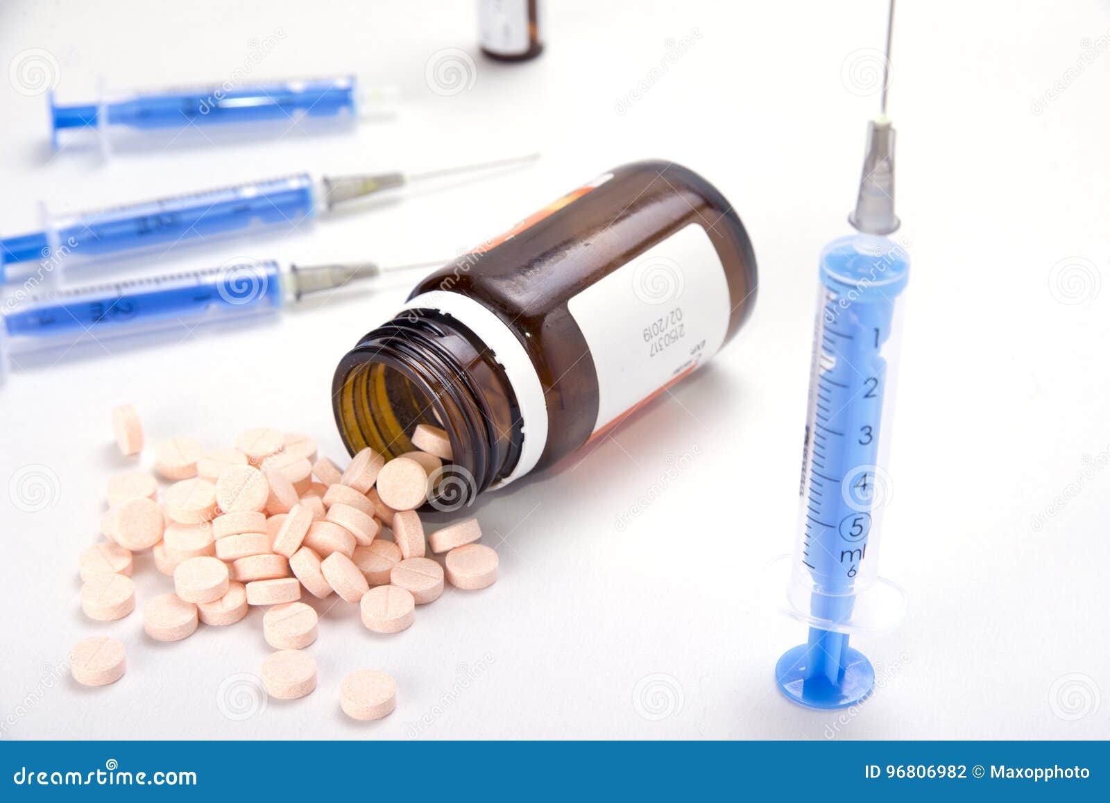 Spilled Pills and Shots with Needles Stock Photo - Image of dose, macro ...