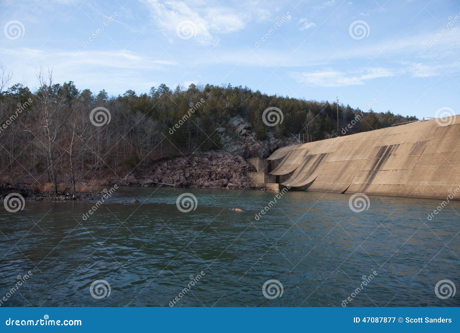 Spillway stock image. Image of river, nature, outdoors - 47087877