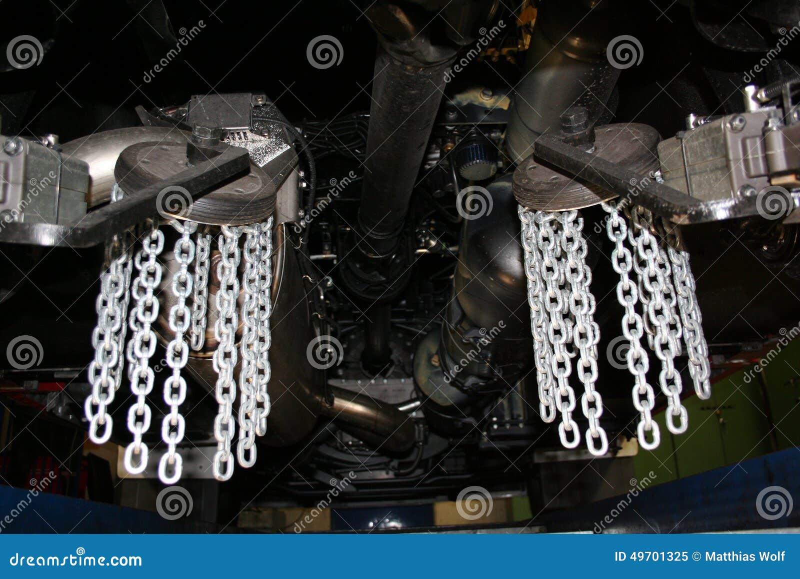 Spin chains stock image. Image of chain, chains, approach - 49701325