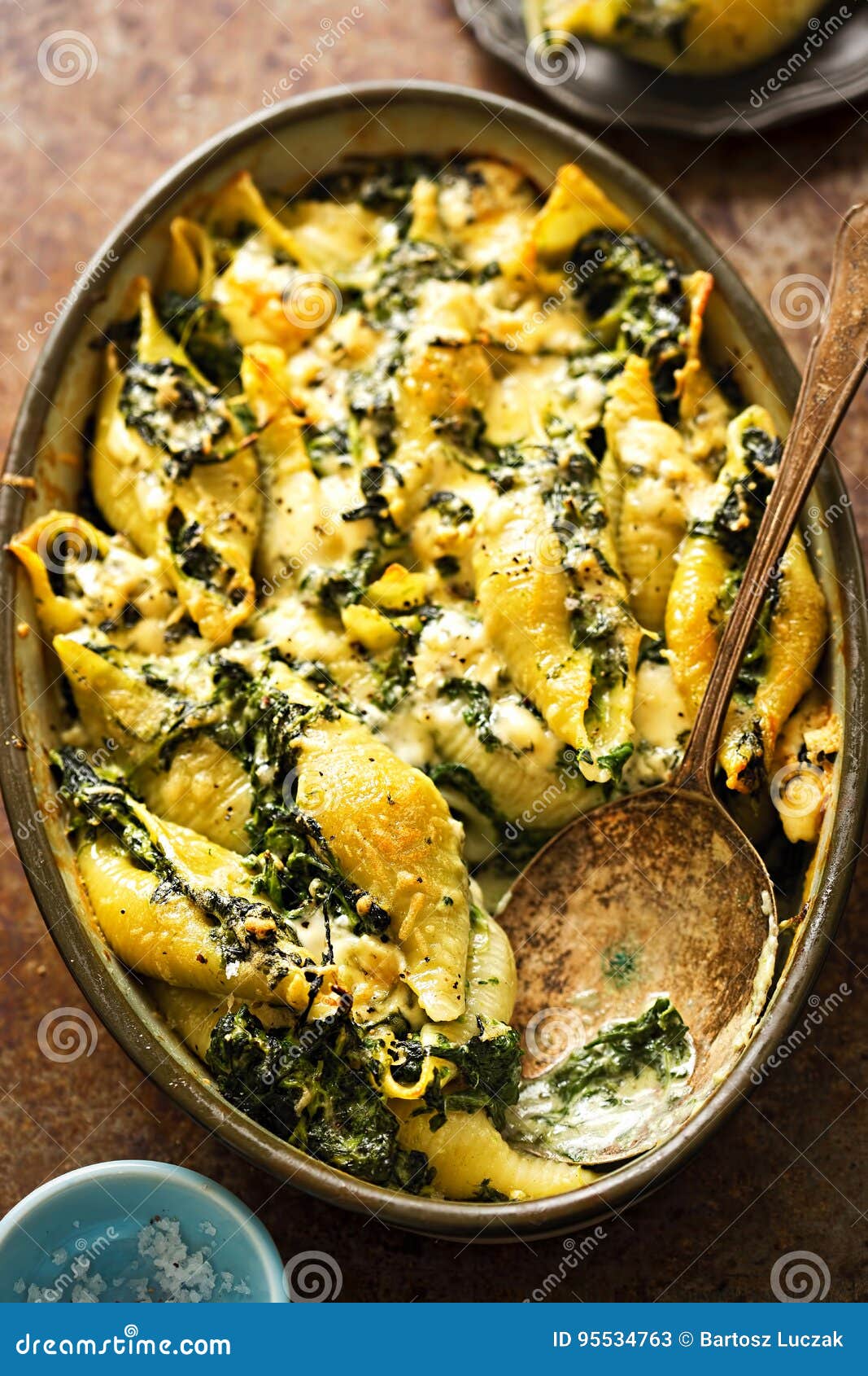 Spinach Jumbo Seashell Pasta with Parmesan and Blue Cheese Bake Stock ...