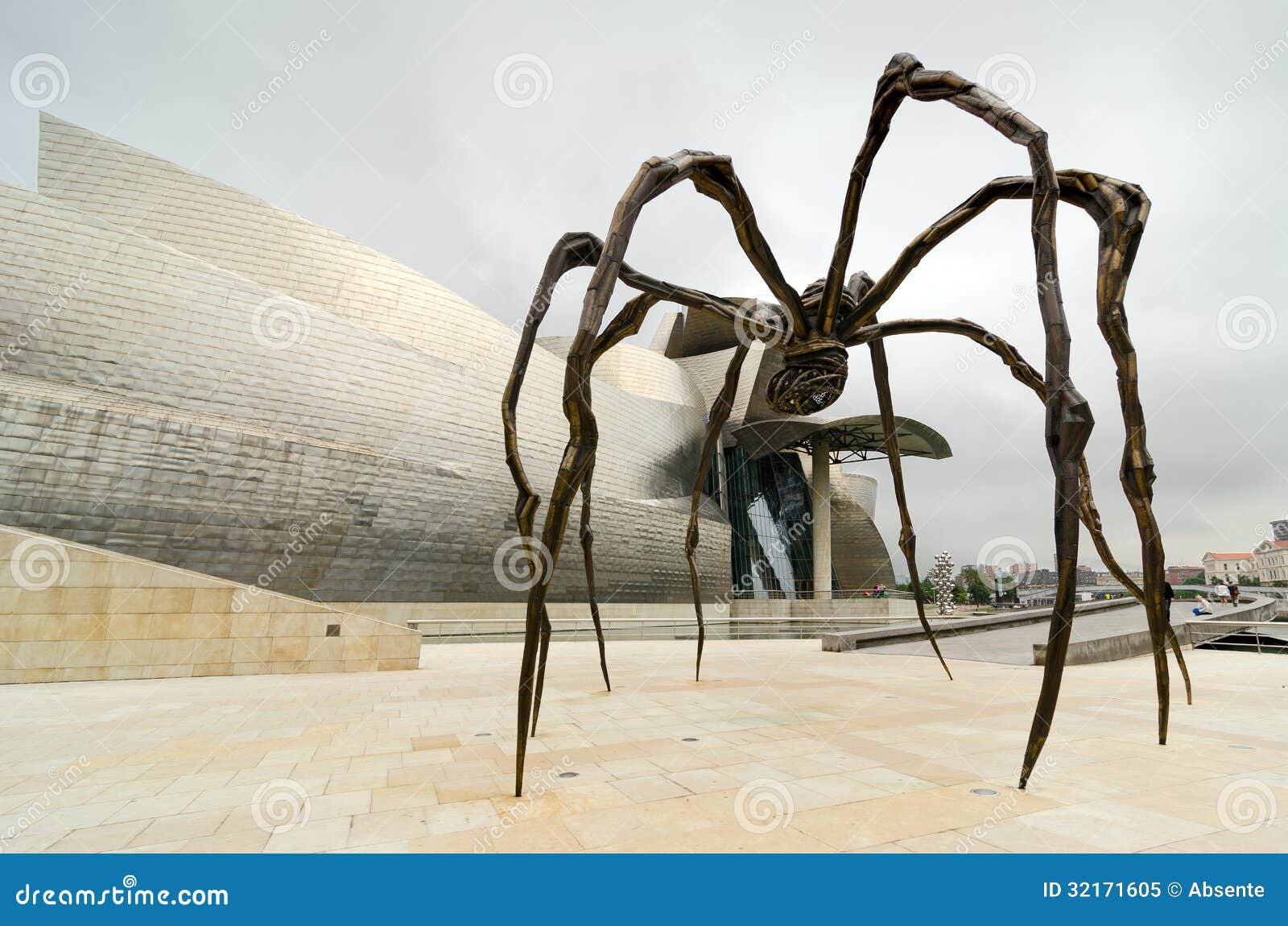 Spindel. Bilbao redaktionell foto. Bild av arkitektur - 32171605