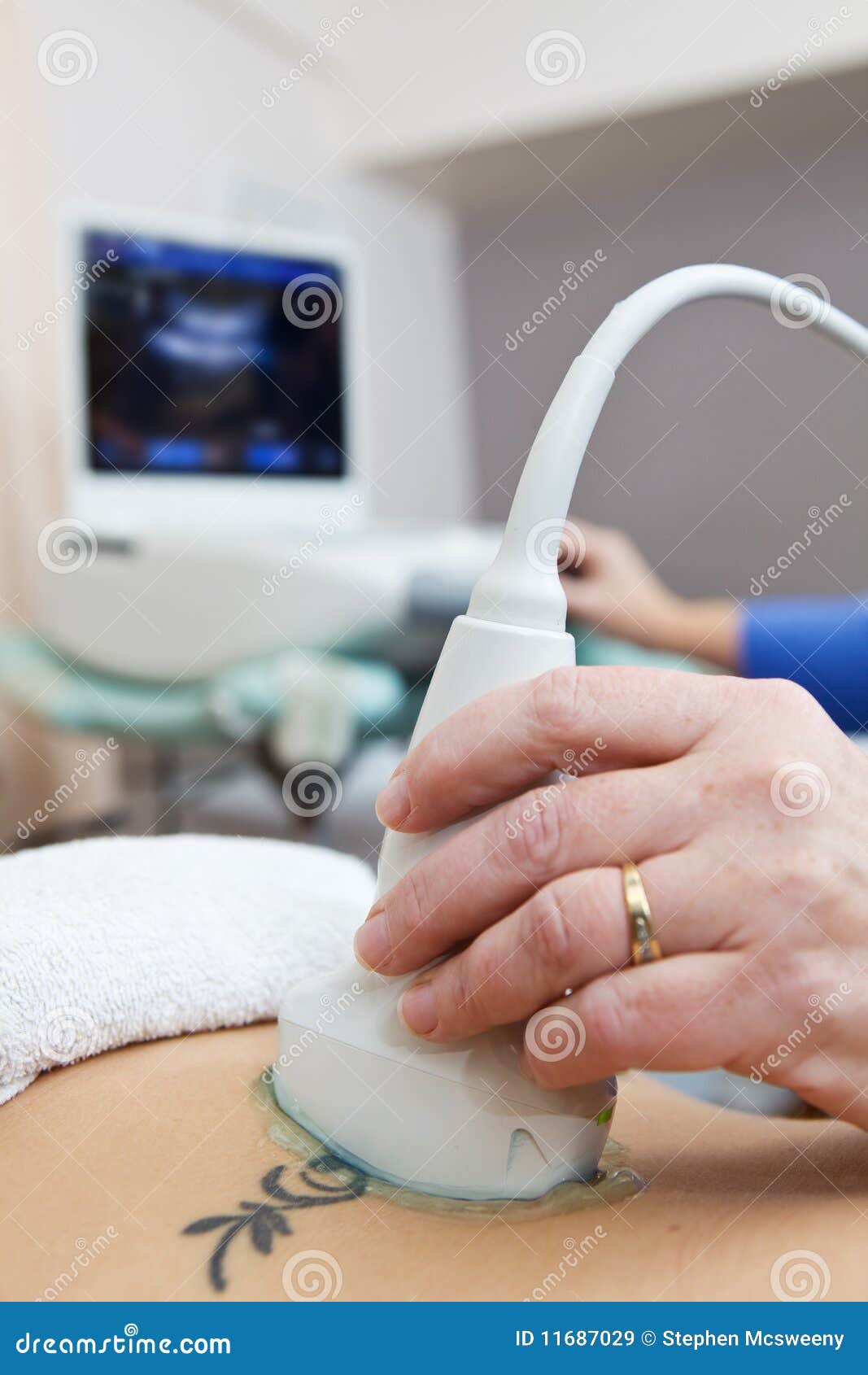 Spine Ultrasound Royalty Free Stock Images - Image: 11687029