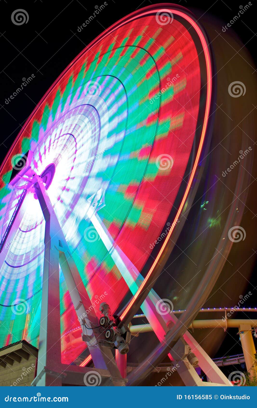 Spinning Ferris Wheel stock image. Image of amusement - 16156585