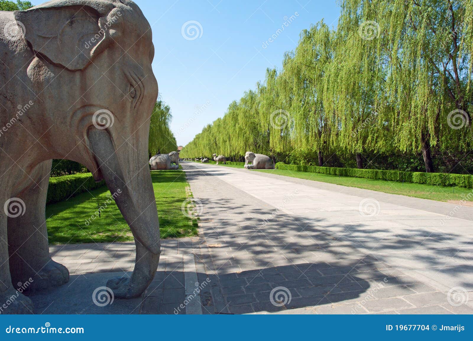 Spirit Way To the Ming Tombs, Beijing Stock Photo - Image of statue ...