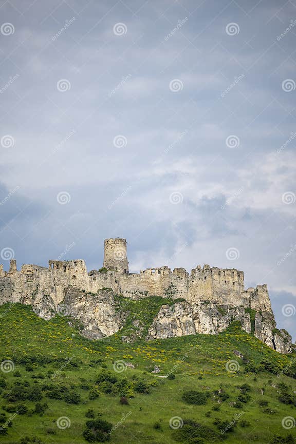The Spis Castle in Slovakia Stock Photo - Image of exterior, landscape ...