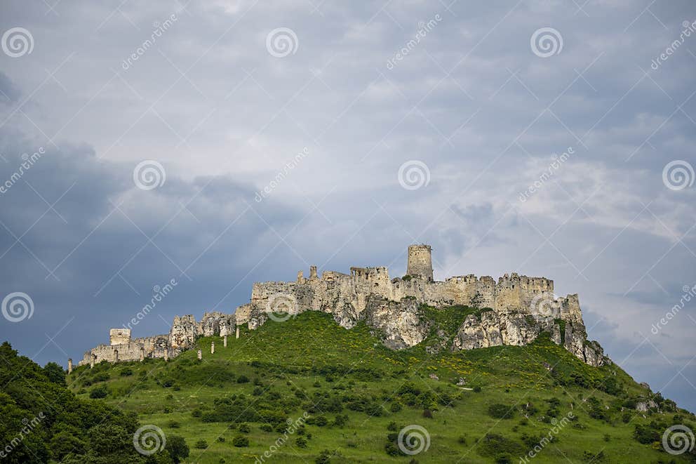 The Spis Castle in Slovakia Stock Image - Image of unesco, historical ...