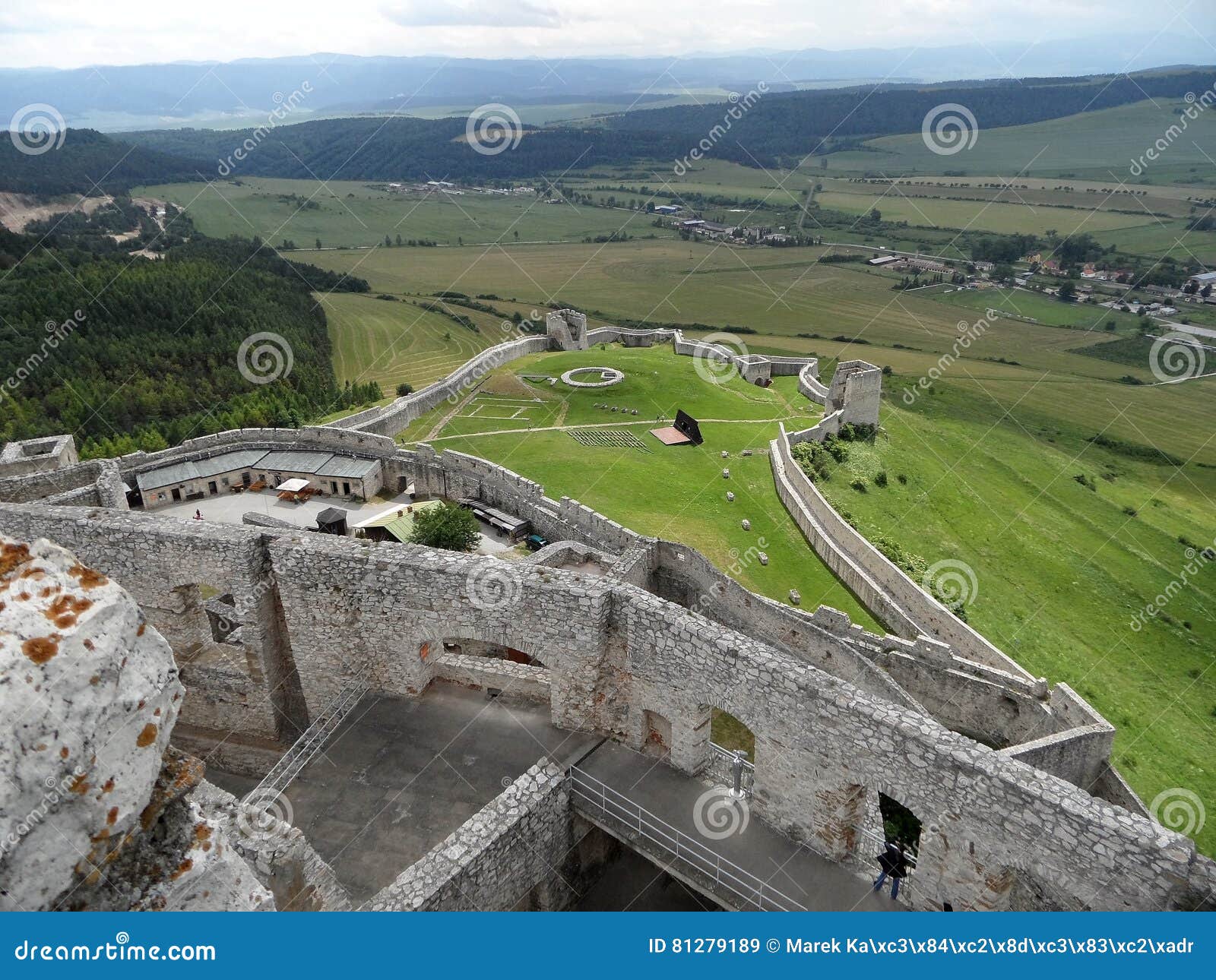 Spis castle, Slovakia stock image. Image of gift, building - 81279189