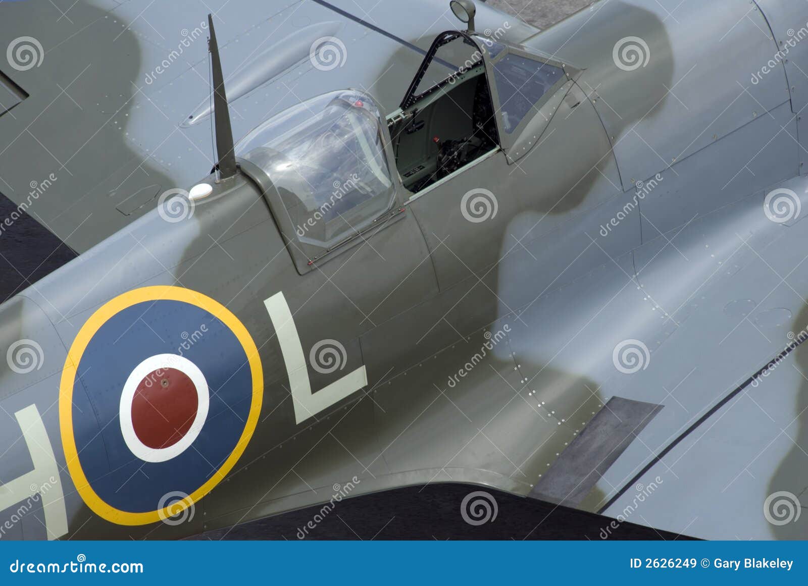 Spitfire Cockpit stock image. Image of aerial, canopy - 2626249