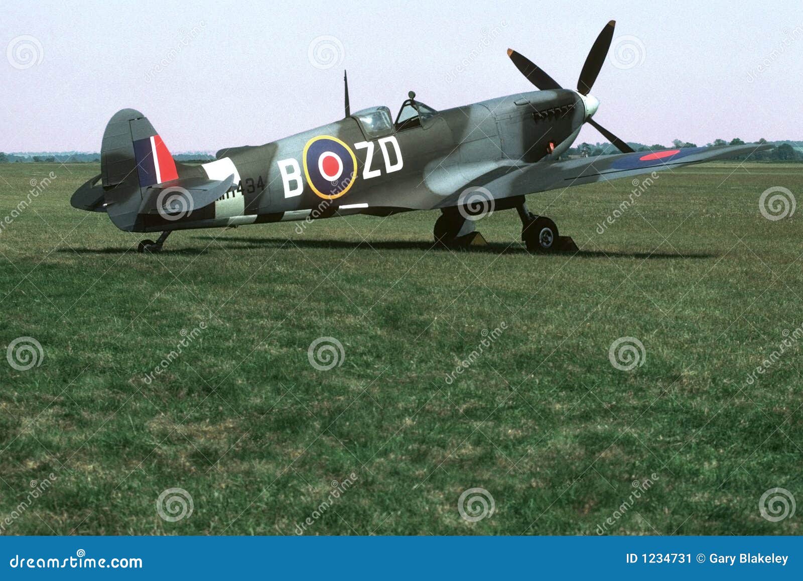 Spitfire Parked on Grass stock image. Image of brave, duxford - 1234731