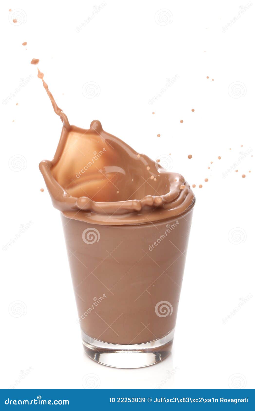 Splah Del Chocolate Con Leche Imagen de archivo - Imagen de bebida ...
