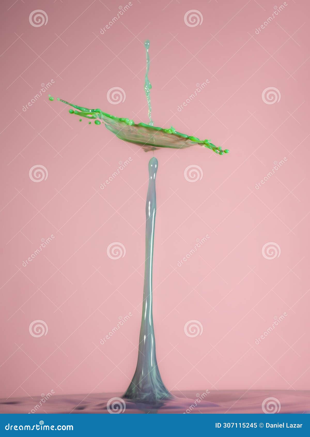 Splash of the Falling Drops of Water Stock Image - Image of liquid ...