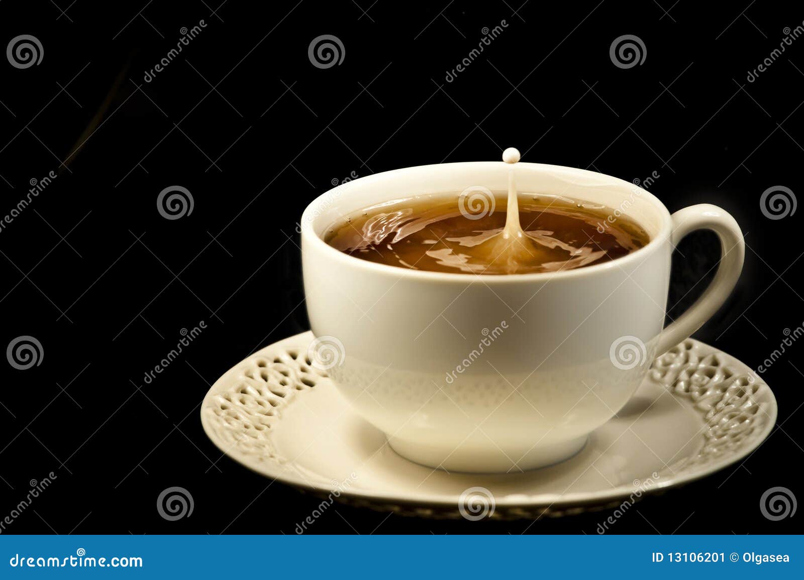 Splash in coffee cup stock image. Image of cafe, drink - 13106201