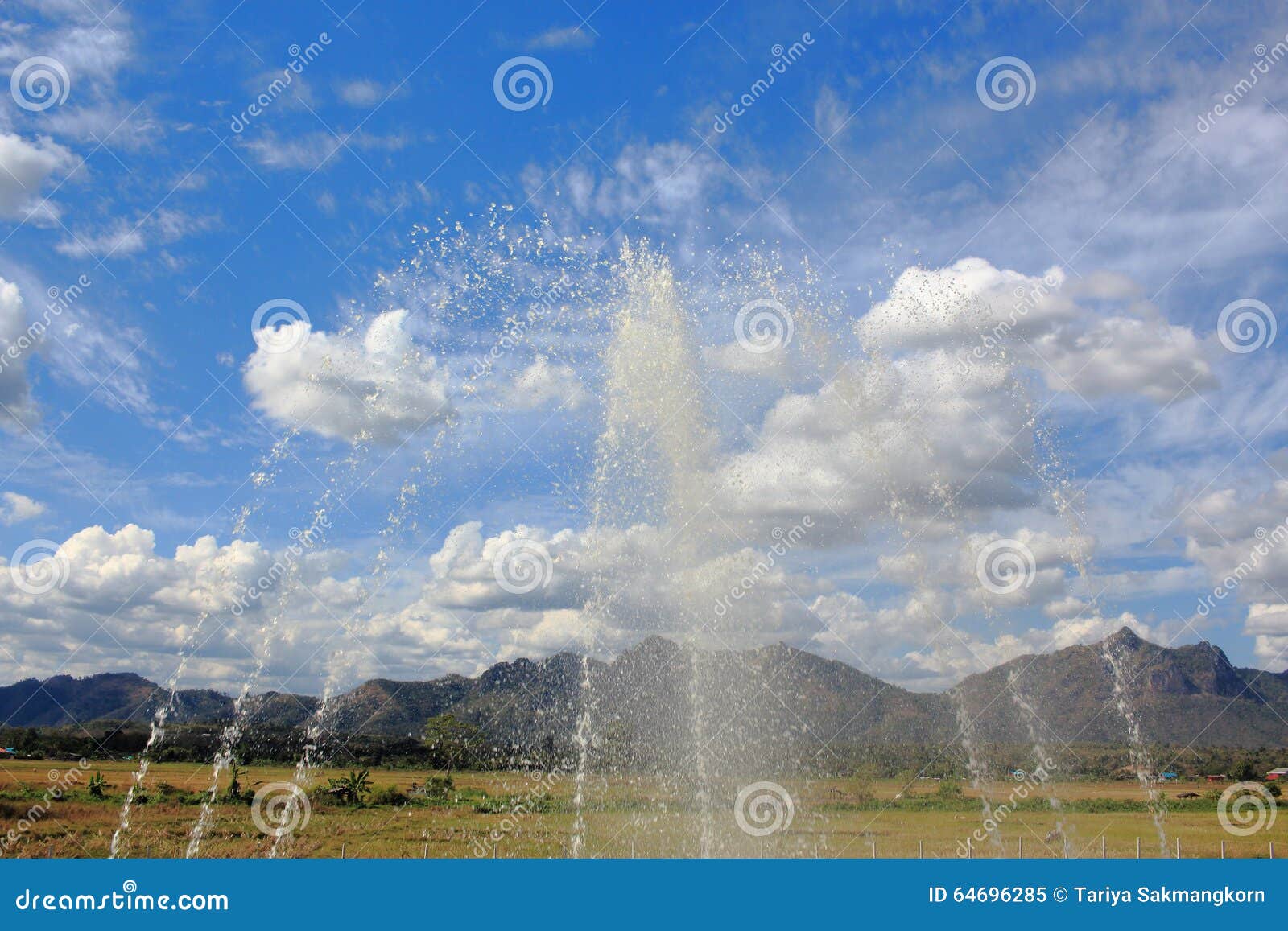 Splash of Fountain with Blue Sky Stock Image - Image of meadow, explode ...