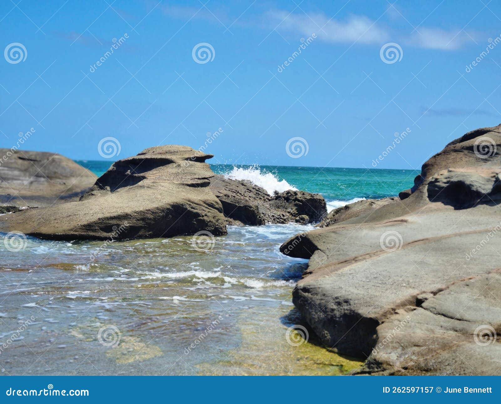 Splash on rocks stock image. Image of rocks, shore, ocean - 262597157