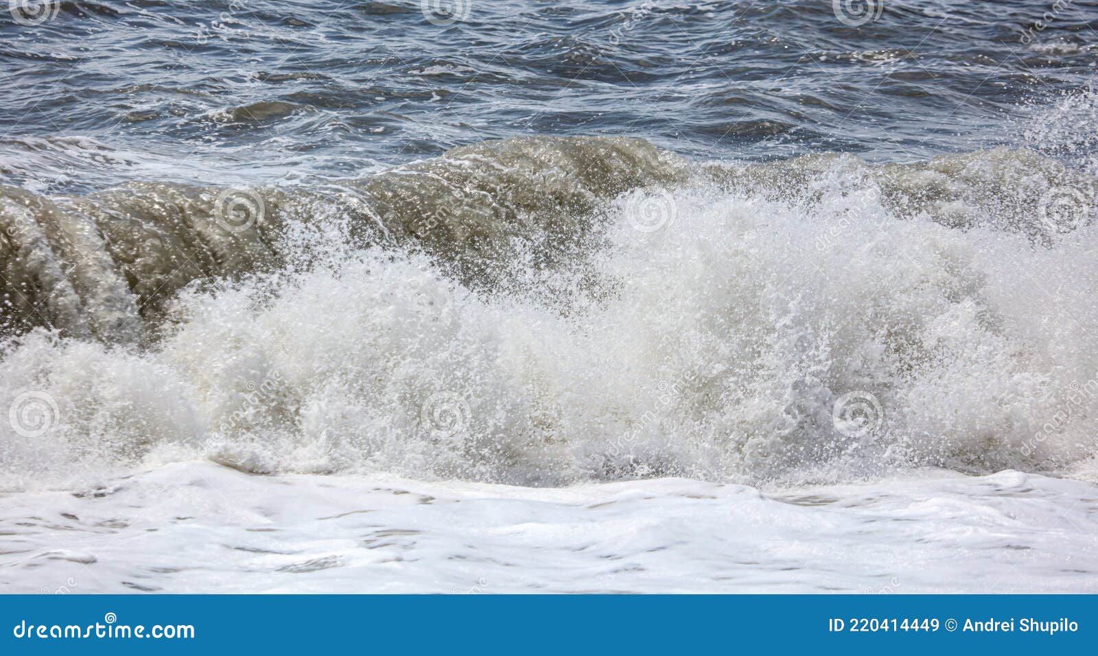 Splashing Big Waves on the Seashore. Stock Image - Image of splash ...