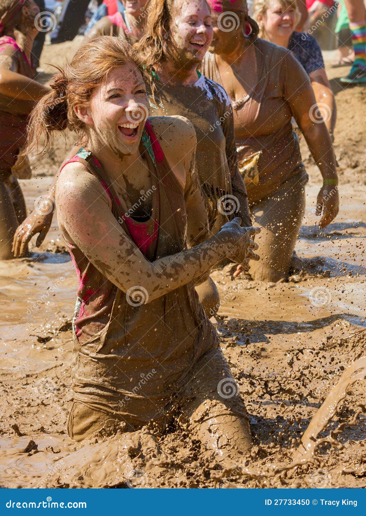 Splashing and Making a Mess Editorial Image - Image of event, mess ...
