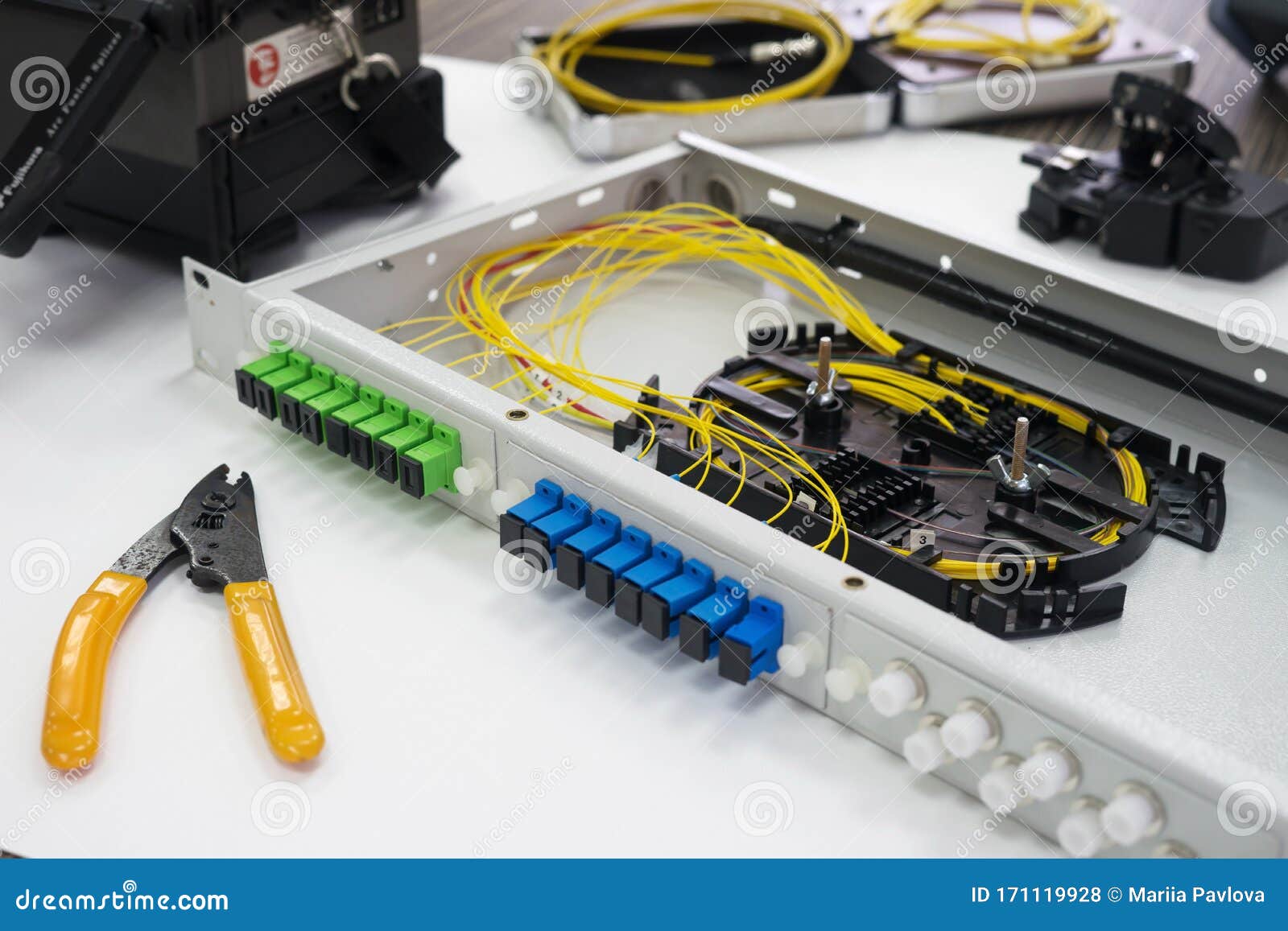 Splicing the Fiber Optic Cable on Spice Tray Stock Photo - Image of ...