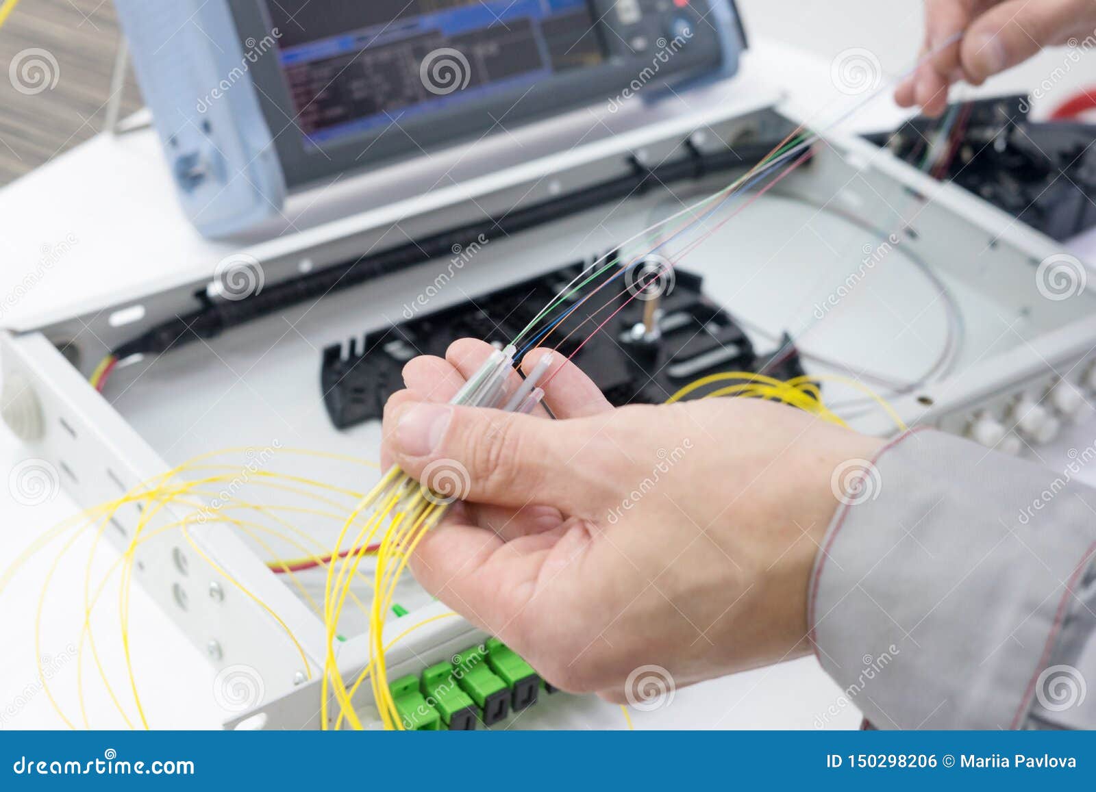 Splicing the Fiber Optic Cable on Spice Tray Stock Photo - Image of ...