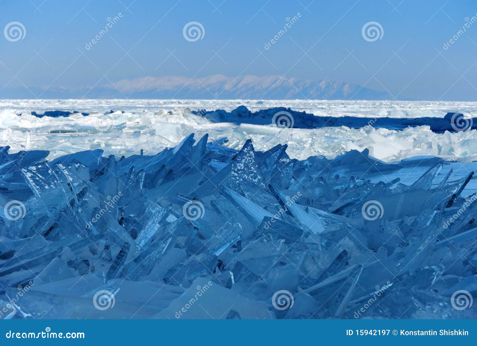 Splinters of cracked ice stock image. Image of land, beauty - 15942197