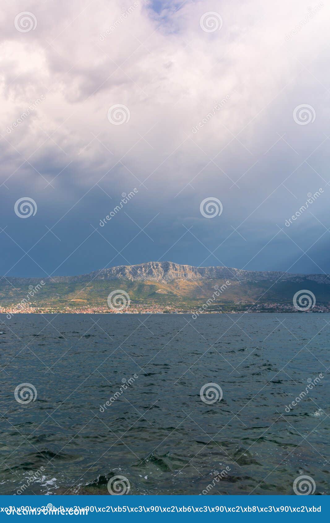 Split, Adriatic Coast in Croatia, Dramatic Sky, Seascape Stock Photo ...
