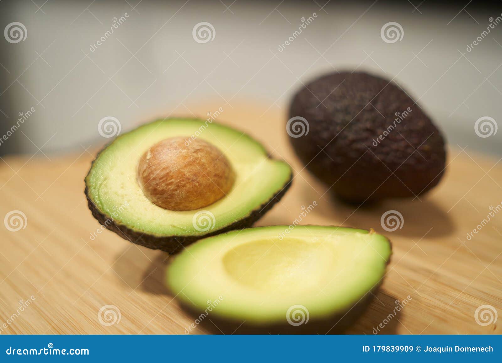 Split an Avocado on a Table Stock Image - Image of vegetarian, health ...