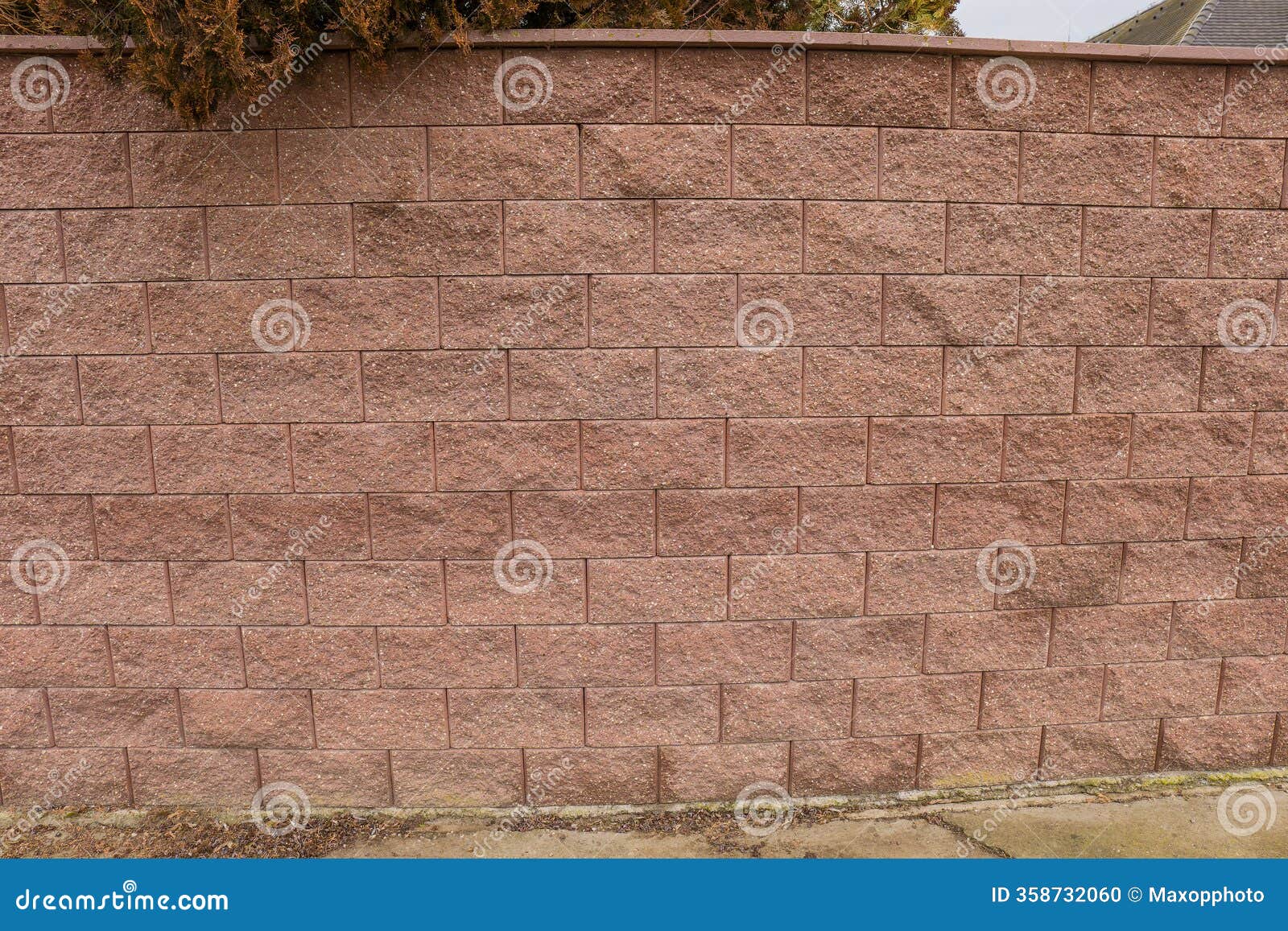 Split Face Block Fence in Red Stock Photo - Image of texture, tile ...