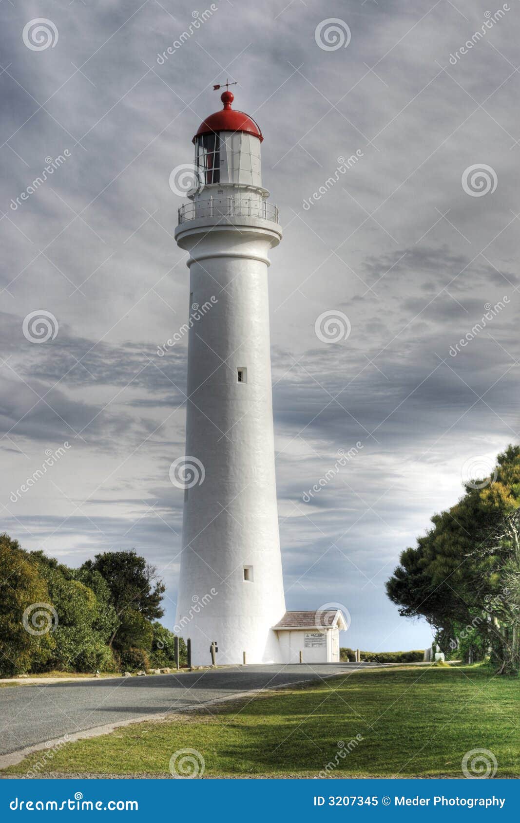 The Split Point Lighthouse stock image. Image of house - 3207345