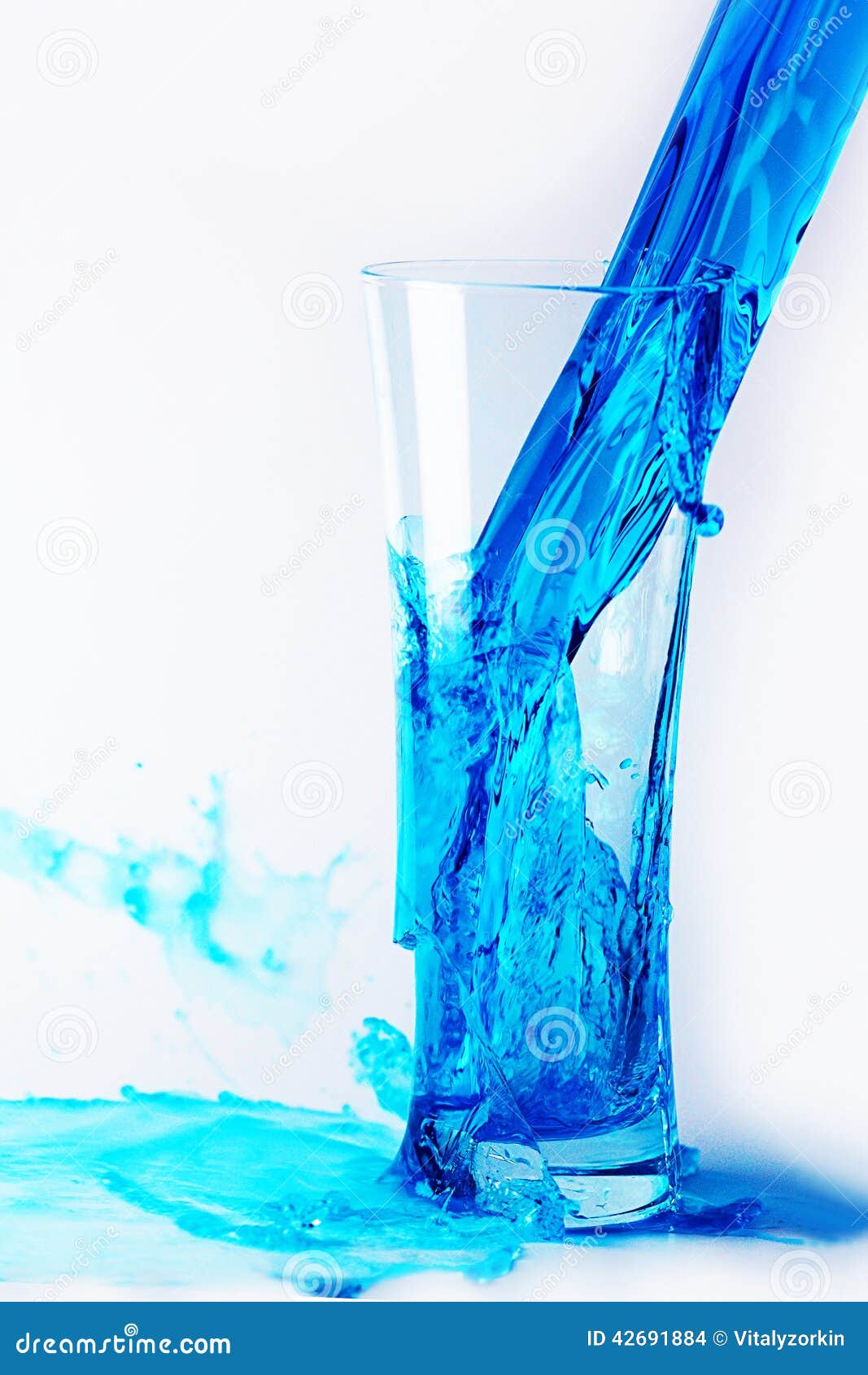Splitting Water stock photo. Image of pouring, motion - 42691884