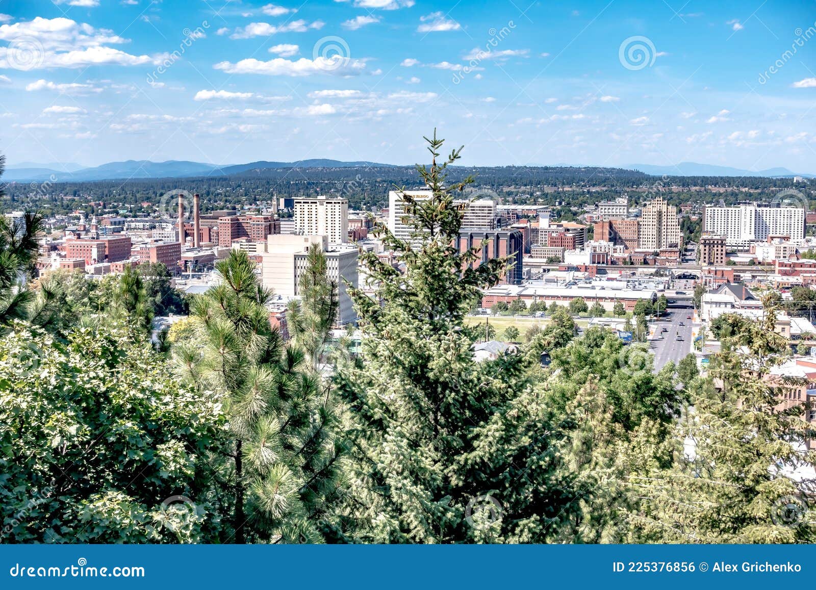 Spokane Washington City Skyline and Streets Editorial Photo - Image of ...