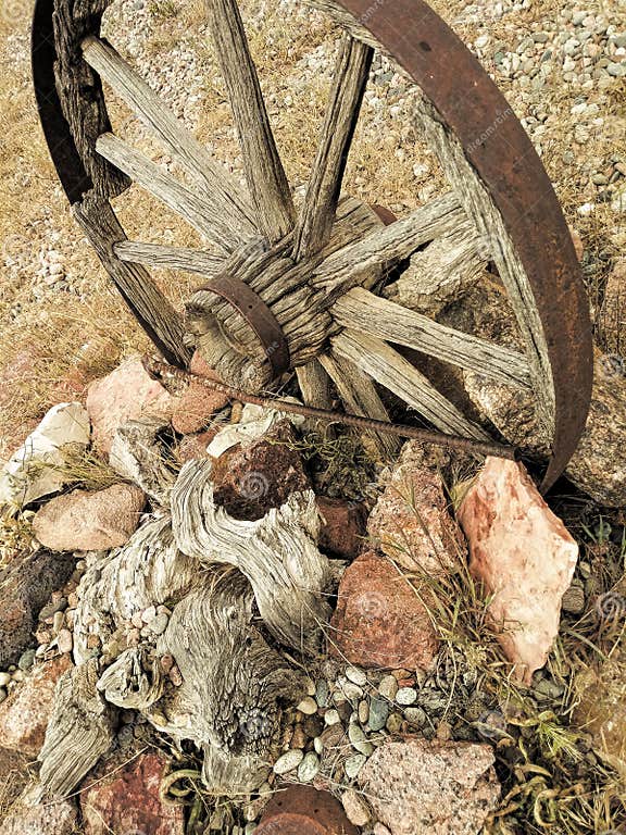 Spoke on a broken wheel stock image. Image of broken - 155052429